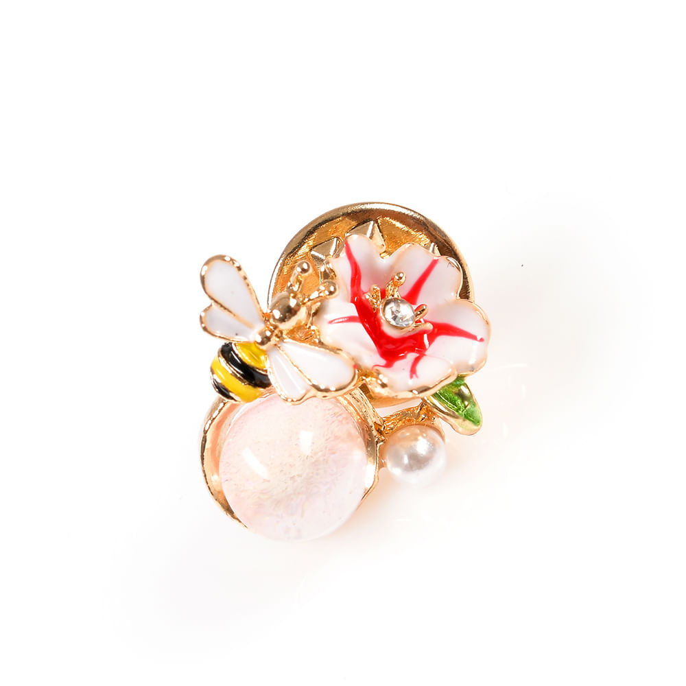 Brosa martisor albina cu floare alba